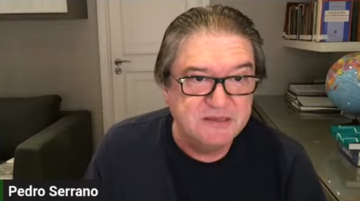 Centro-esquerda tem que se organizar, diz jurista Pedro Serrano