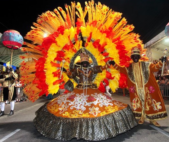 Maracatu Vozes da África em apresentação neste carnaval - Jornal GGN